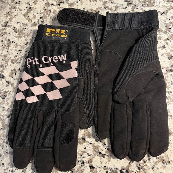 pit crew gear | Accessories | Pit Crew Gear Black And White Checkered Gloves | Poshmark